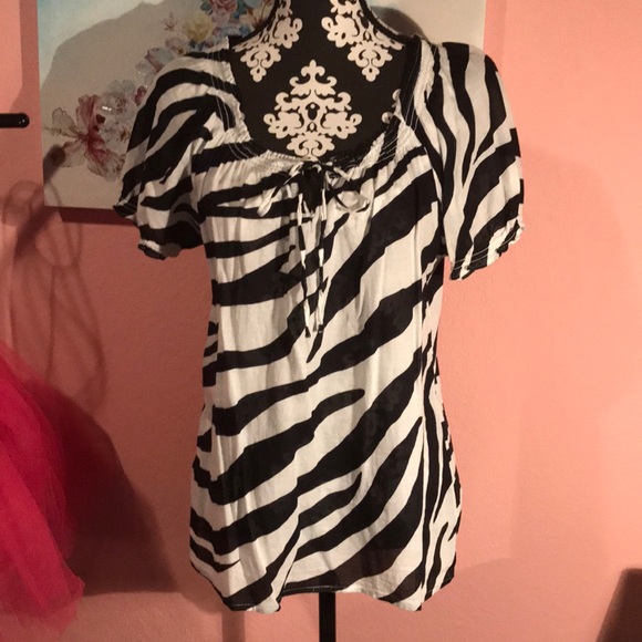 LOFT | Tops | Zebra Print Linen Top | Poshmark
